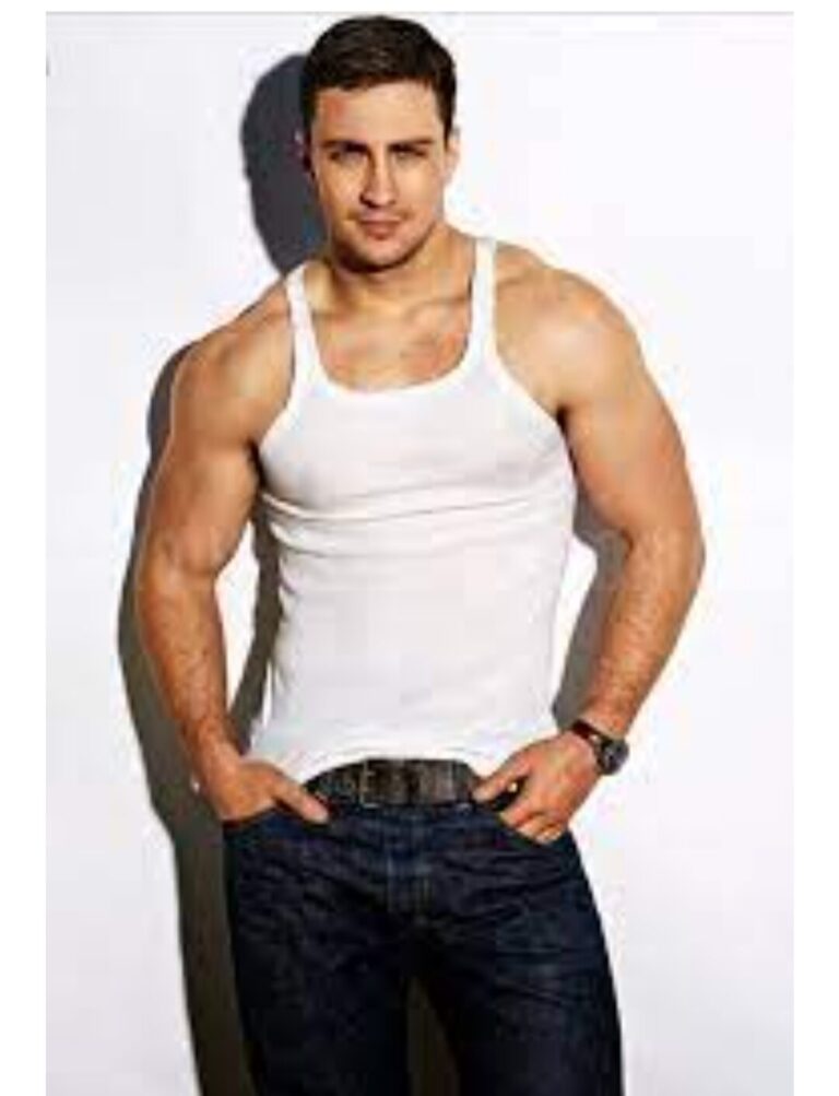 Aaron Taylor-Johnson: Biography, Wiki, Movies, Wife, Age, News & Net-Worth